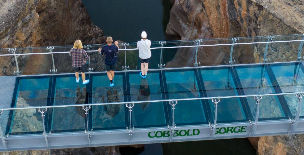 Cobbold Gorge glass bridge - a new perspective of the gorge
